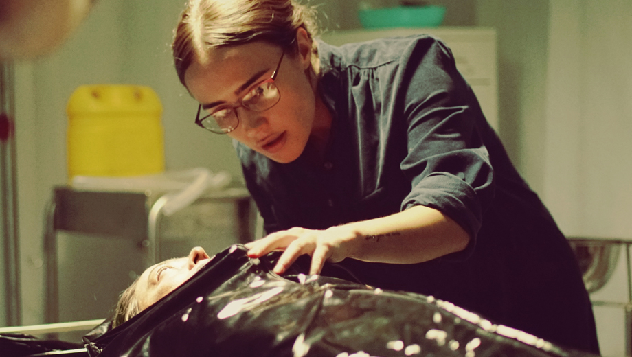 [Exclusive!] Water Horse director Jennifer Van Gessel discusses the new ...
