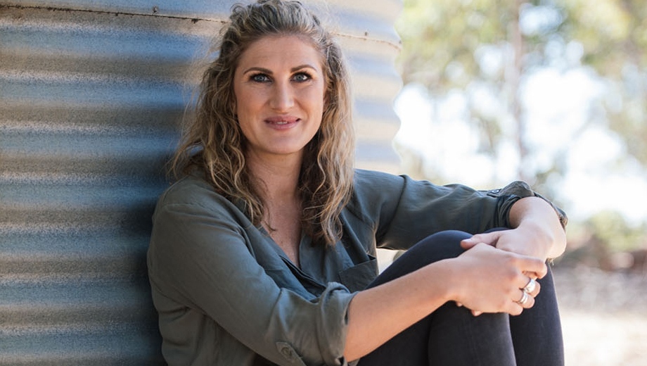 Making Homespun: A deep dive with writer, producer and actor Bec ...